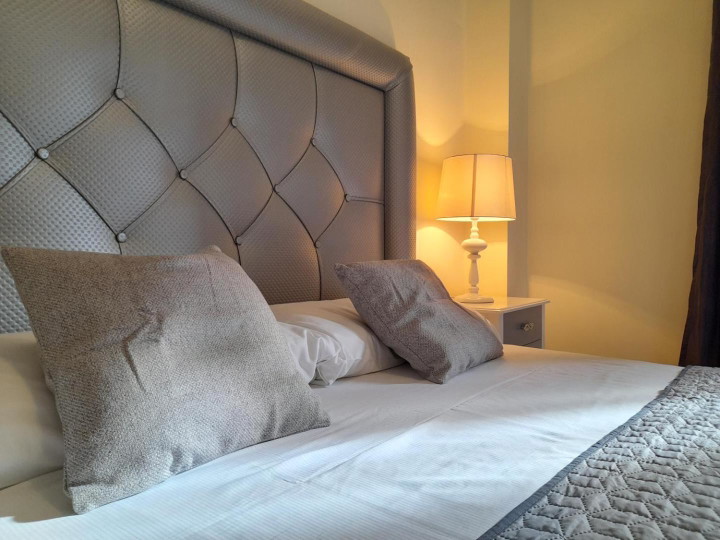 Apartamento Espacioso Con Piscina Muy Tranquilo Y Jardines Cercano A La Playa - Provincia de Málaga, España