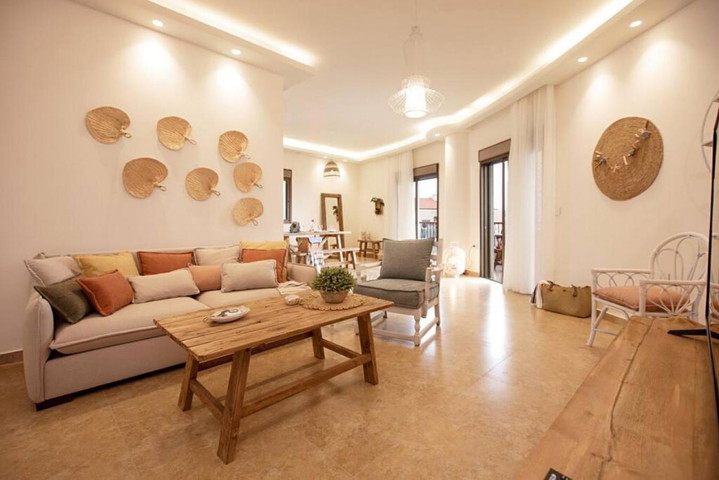 Akl - Chic Apartments & Balconies In Batroun - Lebanon