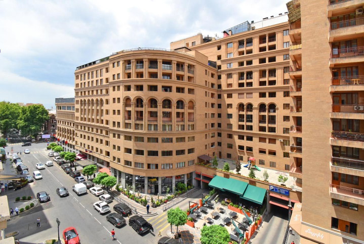 Armenak Apartment 5-комнатная - Yerevan