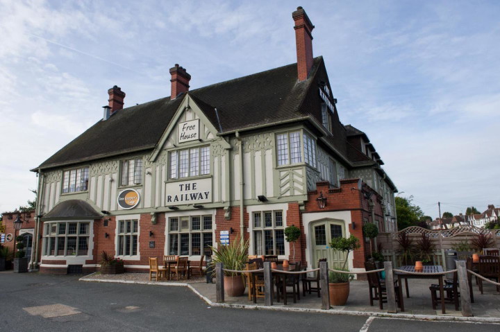 The Railway By Innkeeper's Collection - Dartford