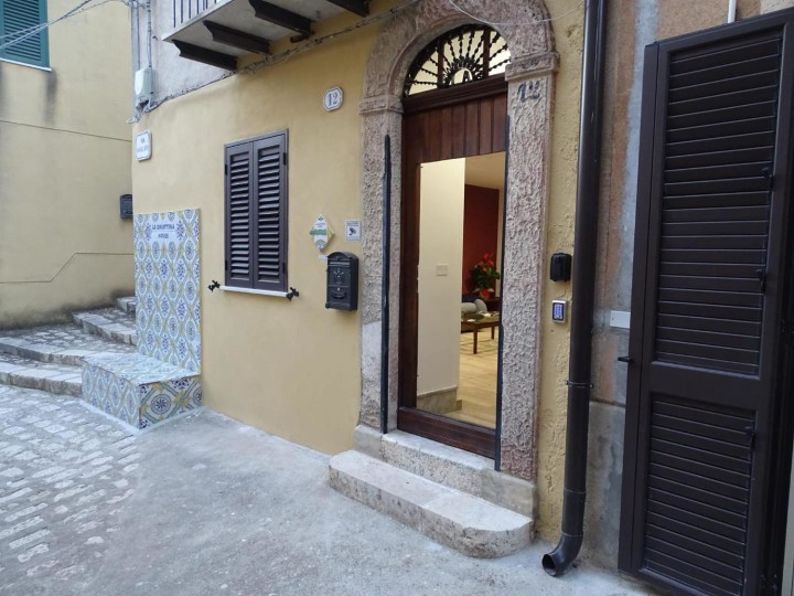 La Ghiuttena House - Sicily