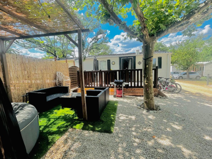 Petit Coin De Paradis Avec Spa Privatif Et Piscine Et Accès Rivière - Largentière