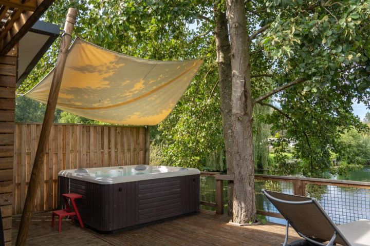 Camping Du Château Vert - Val-d'Oise