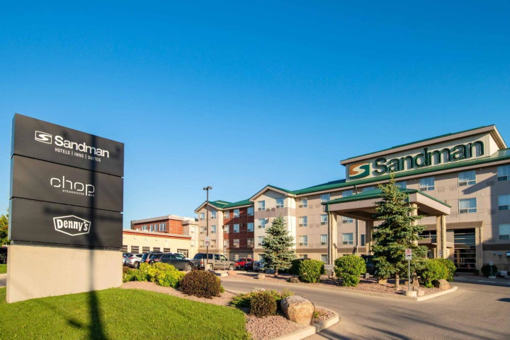 Sandman Hotel & Suites Winnipeg Airport - Winnipeg