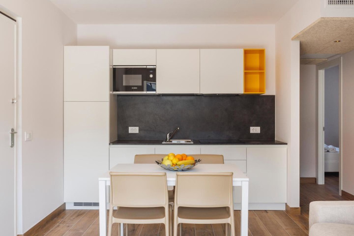 Lake Side Suites - Lac de Garde