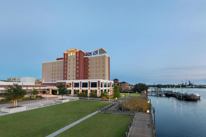 Embassy Suites By Hilton Wilmington Riverfront - 윌밍턴