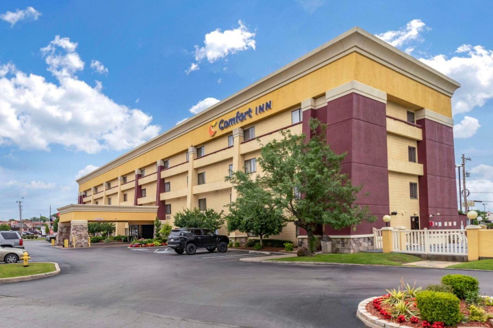 Comfort Inn Tulsa Midtown - Tulsa, OK