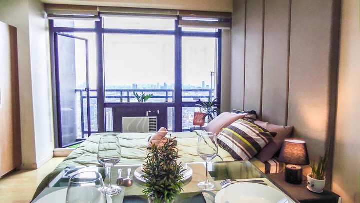 Cozy Apartment City & Mountain View With Balcony Free Netflix With Pools Sauna And Sunbathing - Taguig
