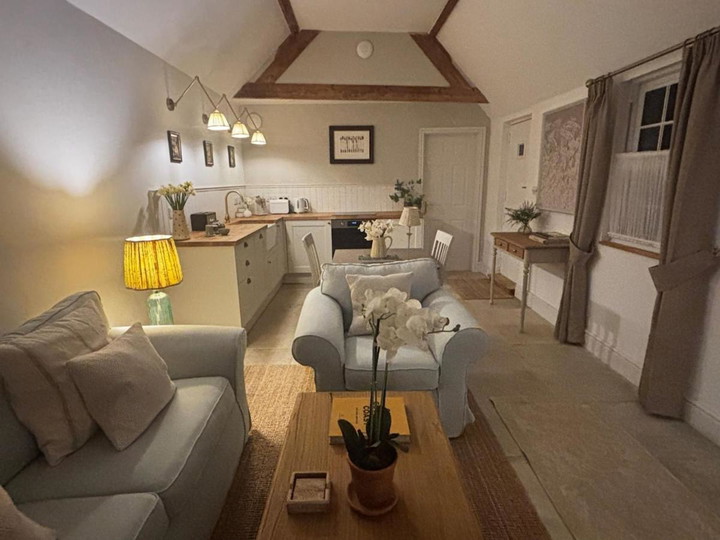 The Bothy - Somerford Keynes