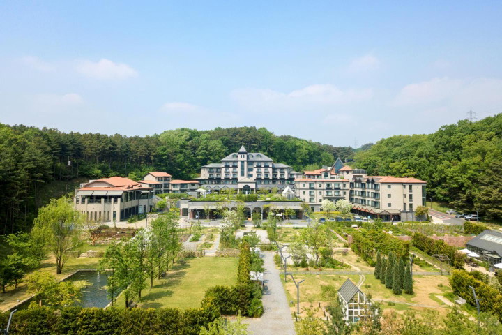 Eden Paradise Hotel - Cheongju-si