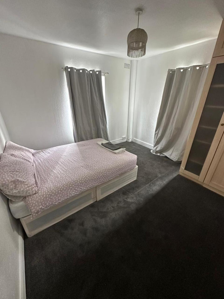 Wembley Park Stadium 2 Bed Room Flat - Surbiton