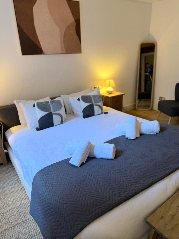 Luxurious Flat In The Heart Of Kensington - London