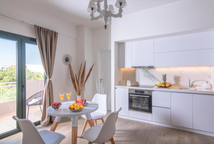 New Aether Apts Near The Sea - Koutouloufari