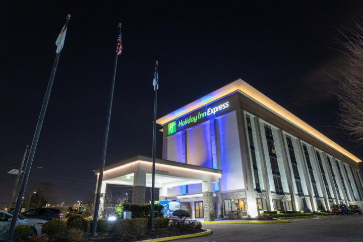 Holiday Inn Express - Newark Airport - Elizabeth By Ihg - Elizabeth, NJ