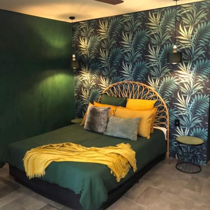 Jarolife4 Room 135 - Mackay
