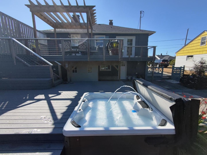 3 Bedroom Beach Oasis - Hot Tub - Pet Friendly - Cannon Beach, OR