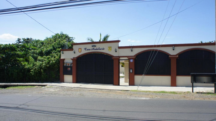 Casa Andalucia Apartments - San José