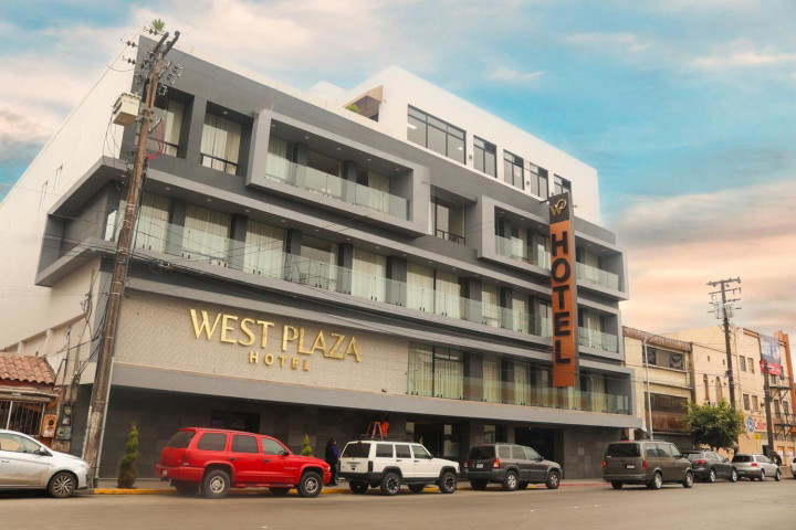 Hotel West Plaza - Tijuana