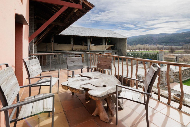 Masia D'en Cot - Alp, Catalonia