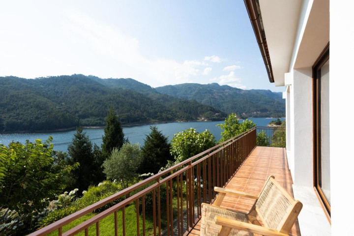 Casas Do Picoto - Gerês Nature And Natural River Beach - Portugal