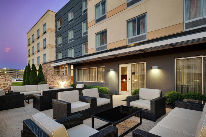 Fairfield Inn & Suites By Marriott Columbus Airport - New Albany, OH