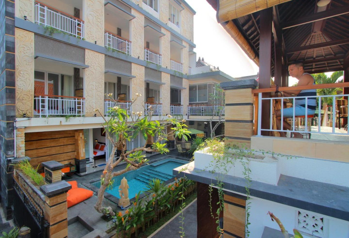 Lotus Tirta Seminyak - Denpasar