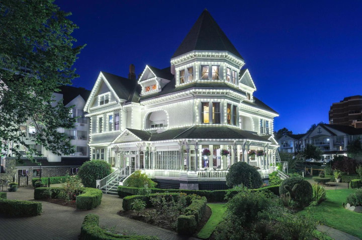 Pendray Inn And Tea House - Victoria, Canada