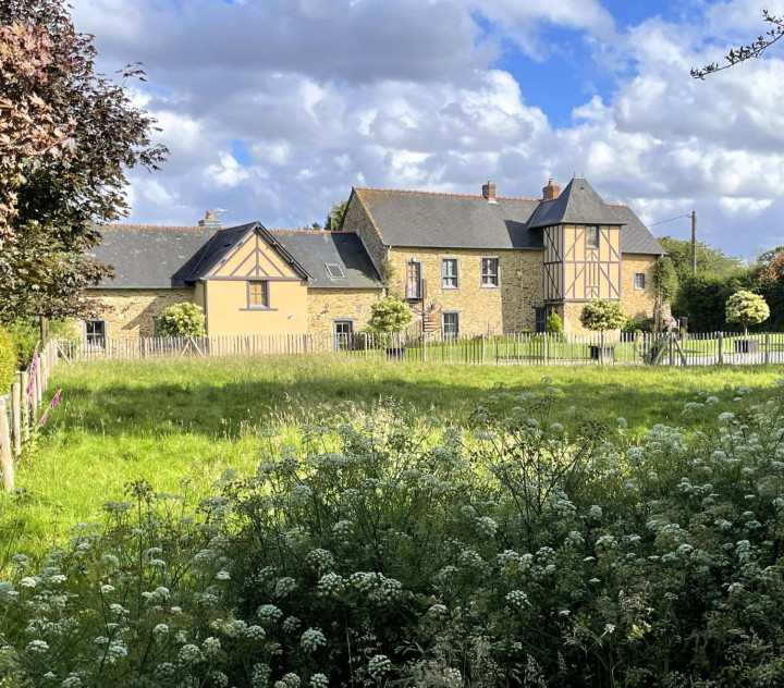 Appart' D'hôtes , Ch Et Gîte Au Manoir De La Haute Pilais - Rennes
