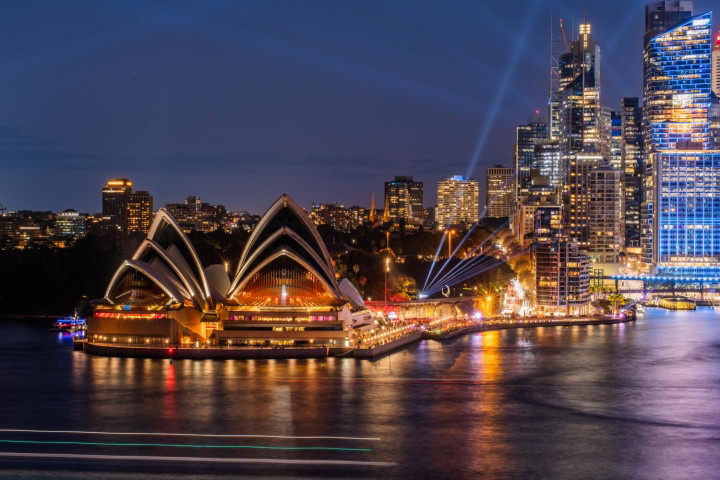 Stunning Opera House View Apartment - North Sydney