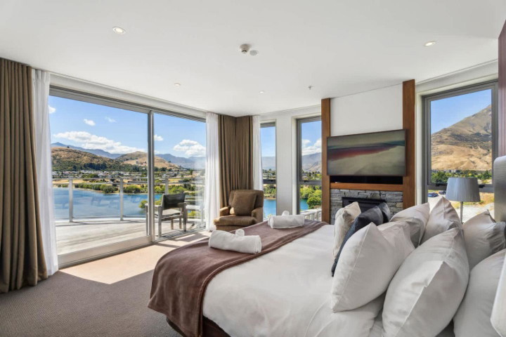 Five Star Luxury Kawarau Penthouse - Queenstown