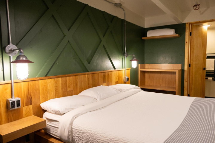 The Hostel - Wyoming