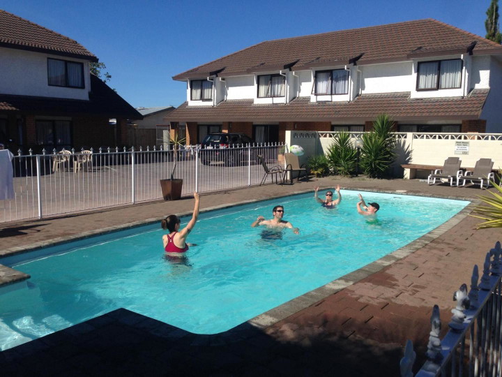 Palm City Motor Inn - Clive