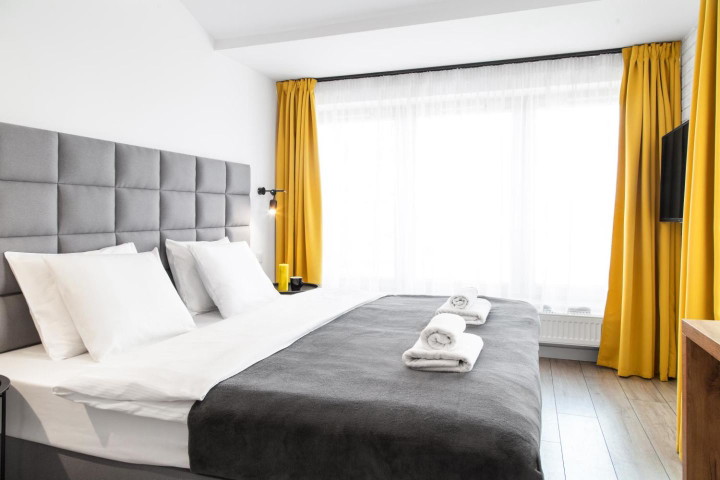 Househost Apartament: Ul. Miodowa 42/42b - Cracovia