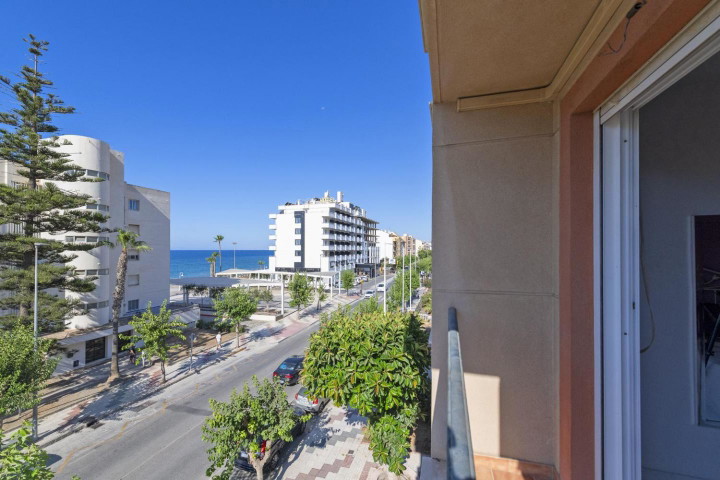 Rincon Beach Apartment - By N&n Luxe Properties - Provincia de Málaga, España