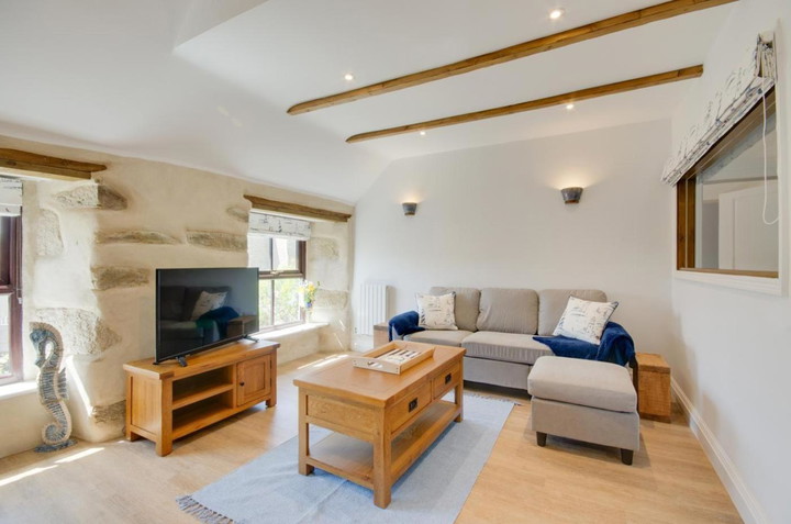 1 Bed In Porthleven Oc-p00898 - Porthleven