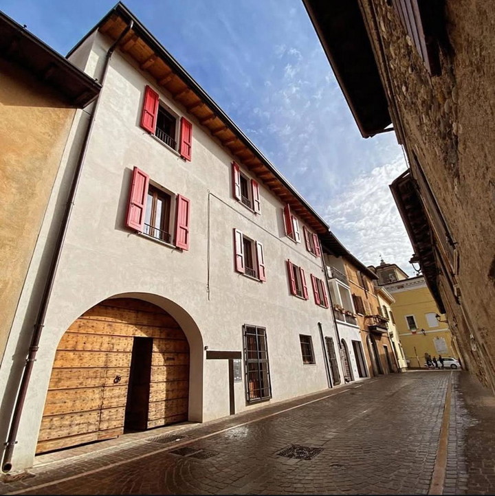 La Volpe Rossa Rooms And Apartments - Lake Garda