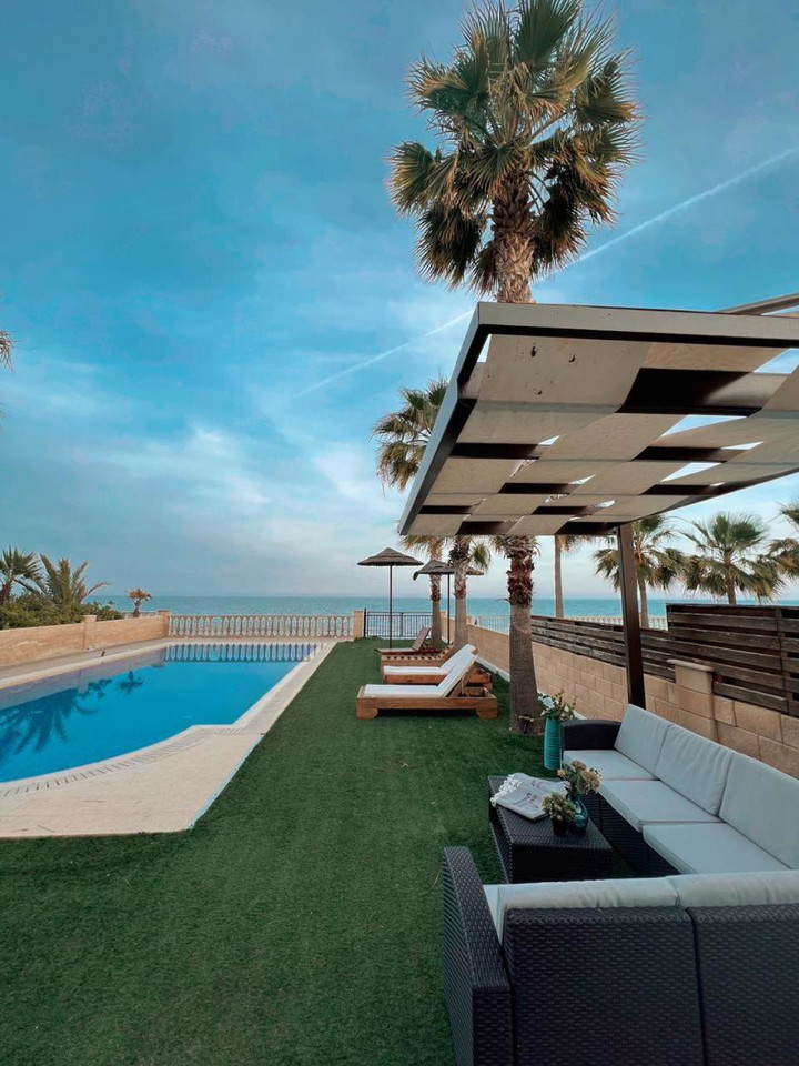 Oasi Rejuve Villa - Larnaca