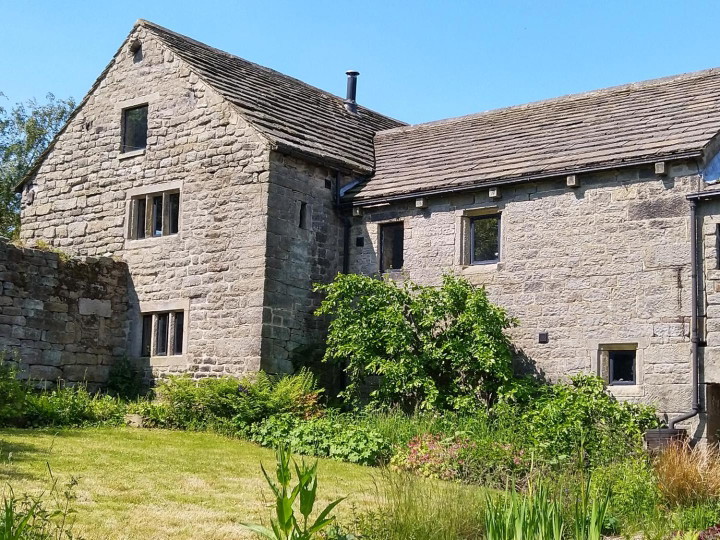 Wyndell Cruck Cottage - Barnsley