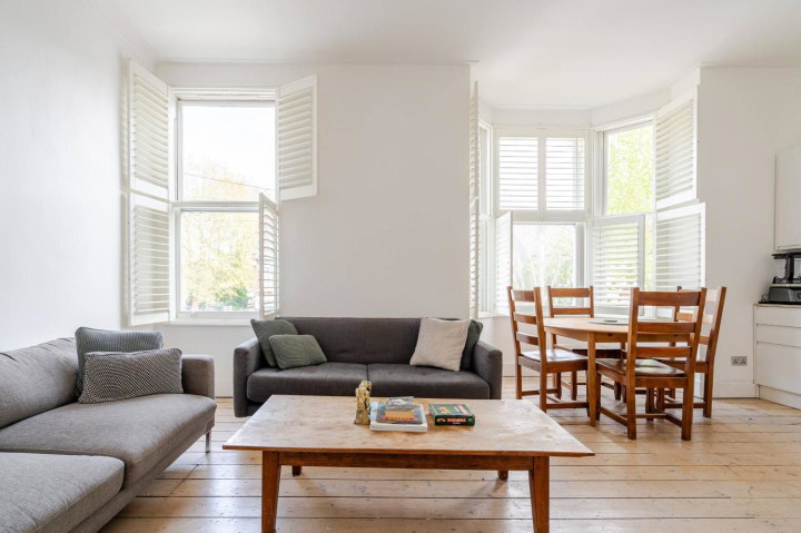 Blue Valley House - London, UK