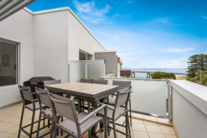 Penthouse Bridgeview San Remo - Melbourne