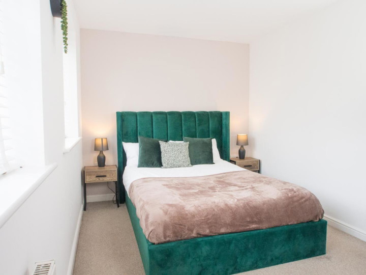 Emerald House - Comfortable 3br Home - Private Garden - Free Parking - Selby