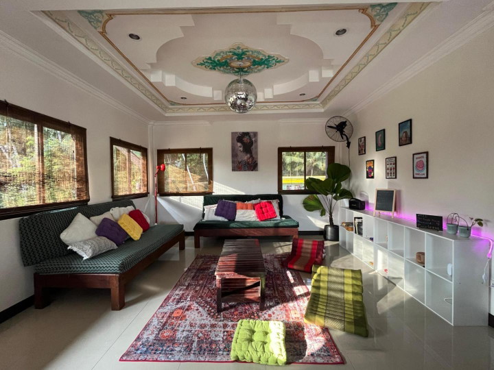 Purple House - Female Only Boutique Hostel - Ko Pha Ngan
