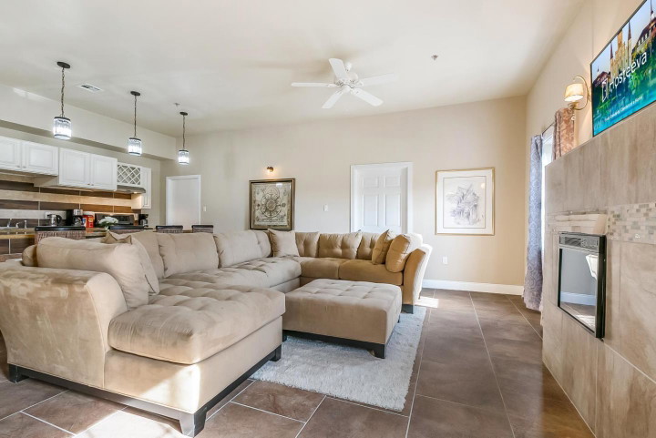 Spacious Condos In Downtown Nola - Metairie, LA
