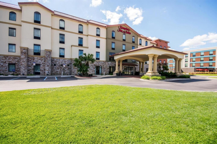 Hampton Inn & Suites Pensacola/i-10 Pine Forest Road - Florida Panhandle, FL