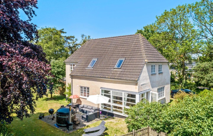 Schönes Haus In Væggerløse Mit Küche - Ostsee