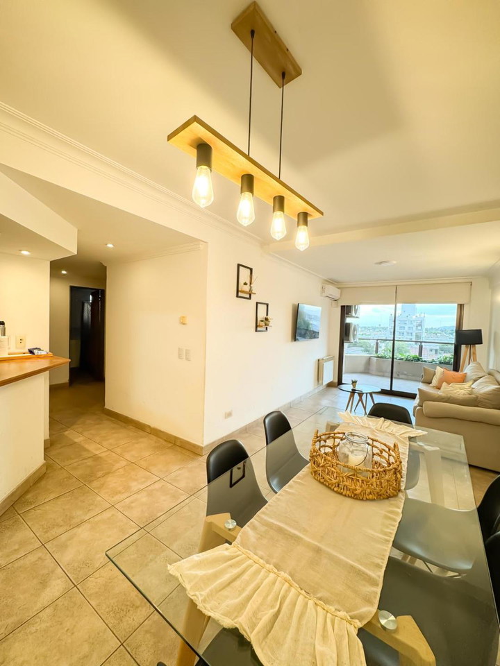 Amplio Depto Tres Habitaciones Y Dos Banos Para Familia - Salta