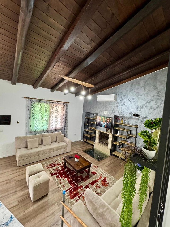 Raffaello's Villa - Vlorë