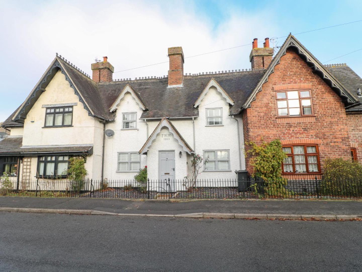 7 The Village - Derby