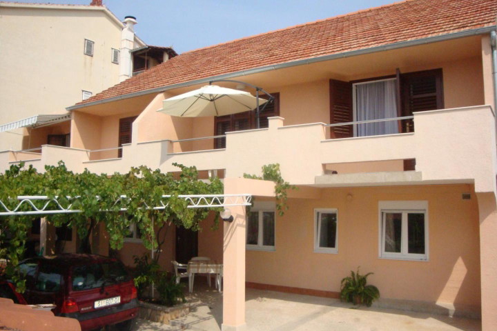 Apartments Pavlov - Tisno