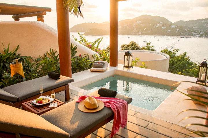 Tentaciones Boutique Hotel - Ocean View & Private Pools - Adults Only - Zihuatanejo